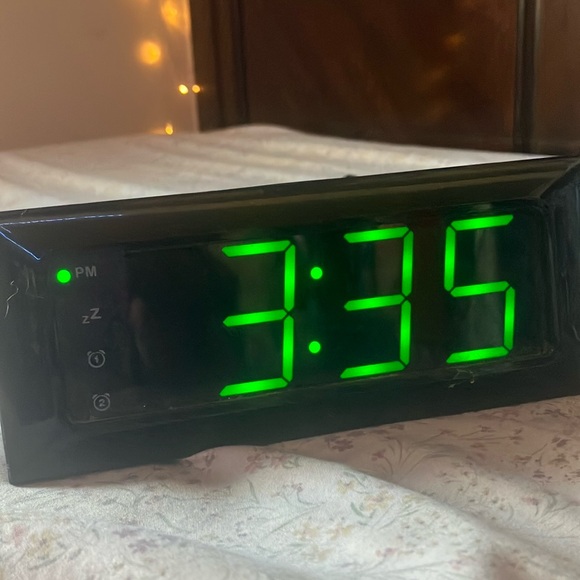 Insignia by Sigvaris | Other | Insignia Alarm Clock | Poshmark